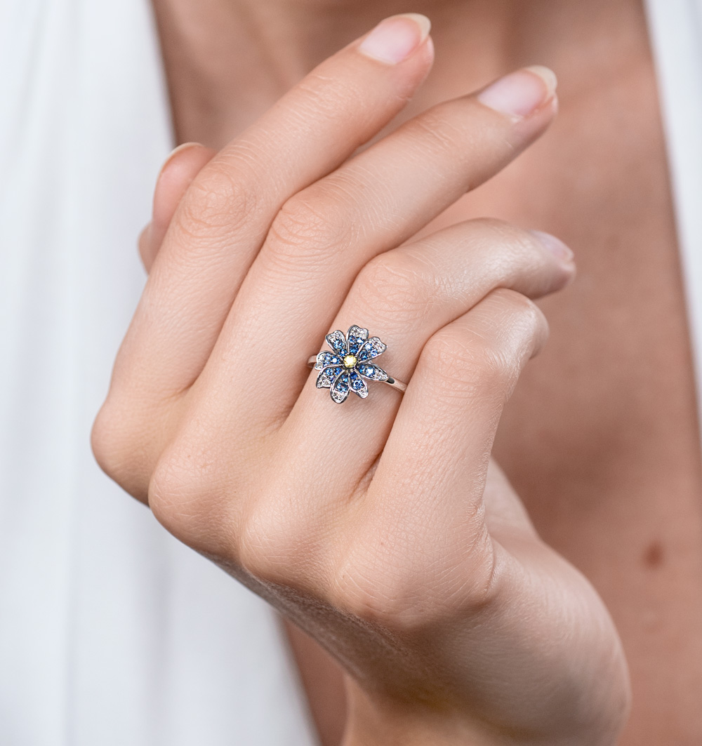 The diamond store sapphire ring store